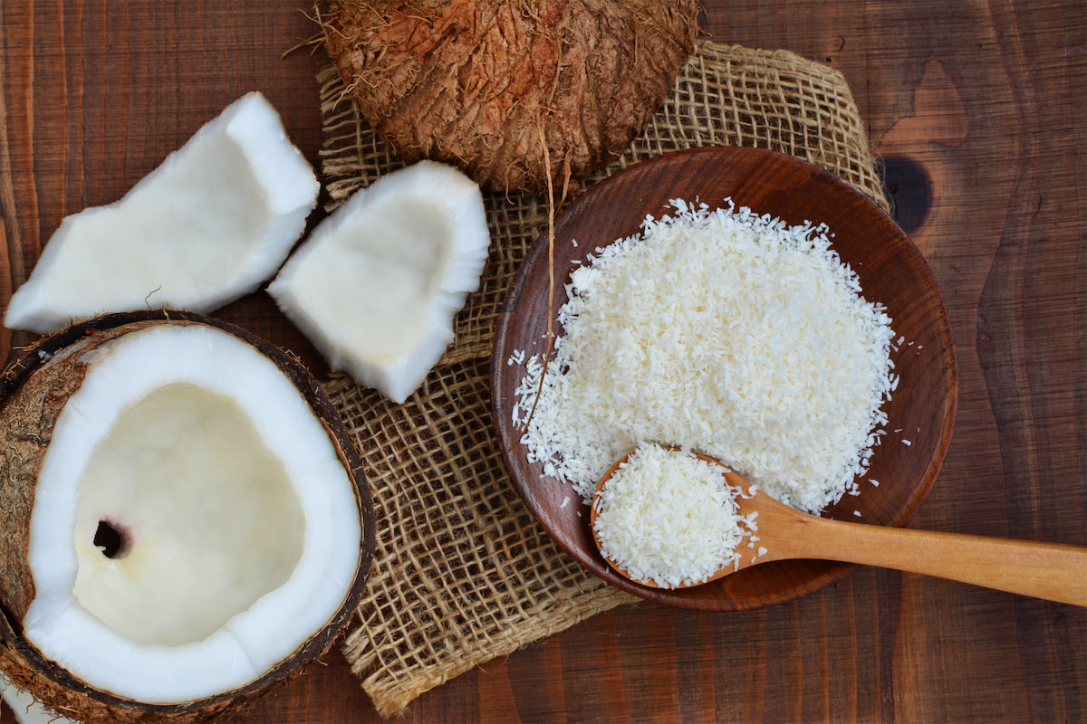 Desiccated Coconut Flakes vs. Shredded Coconut: What's the Difference ...